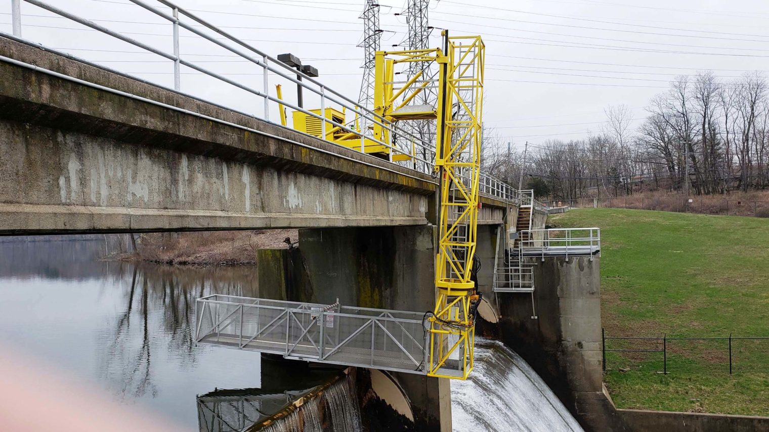 MOOG MBI 70 Underbridge Platform Trailer | Underbridge and Aerial Access Equipment Rentals ...